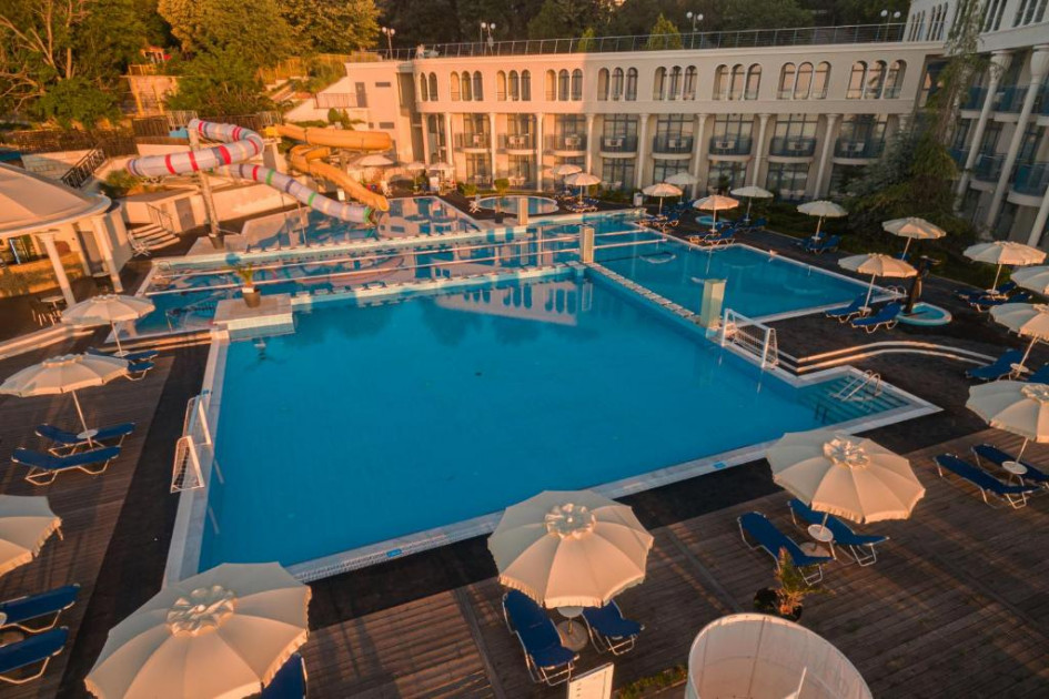 Лято 2026: 7 нощувки на All Inclusive Ultra Plus Azalia Hotel Balneo ...